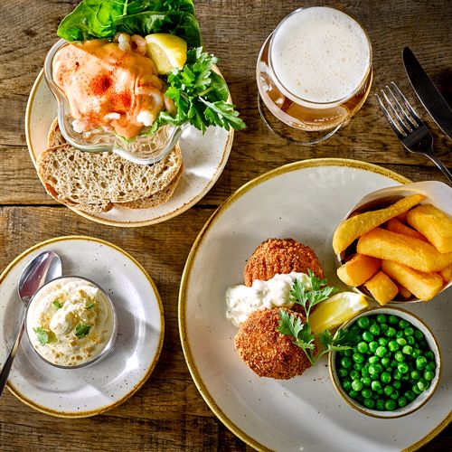 The Boathouse family pub with bedrooms in Chester JW Lees