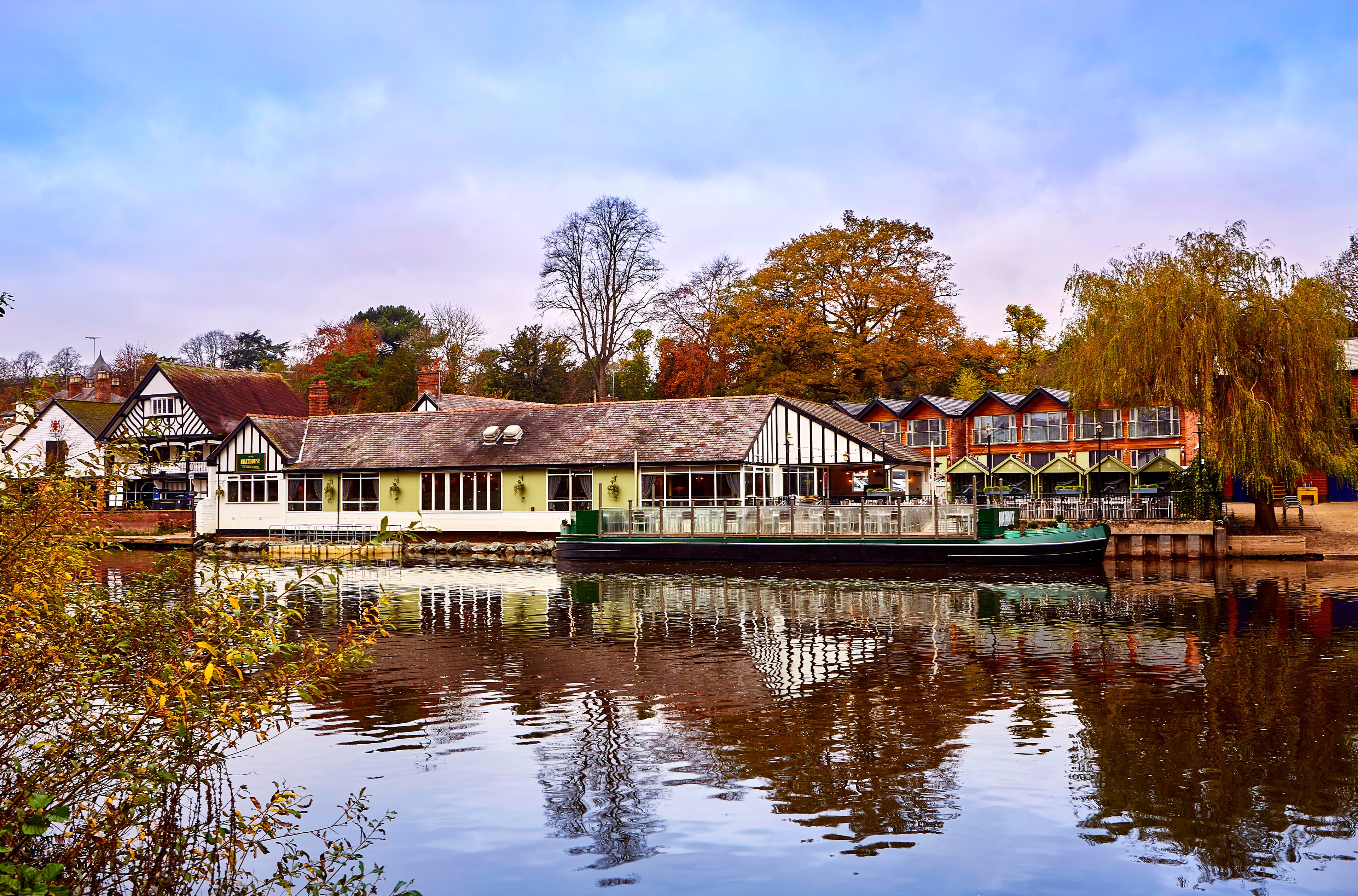 The boathouse store