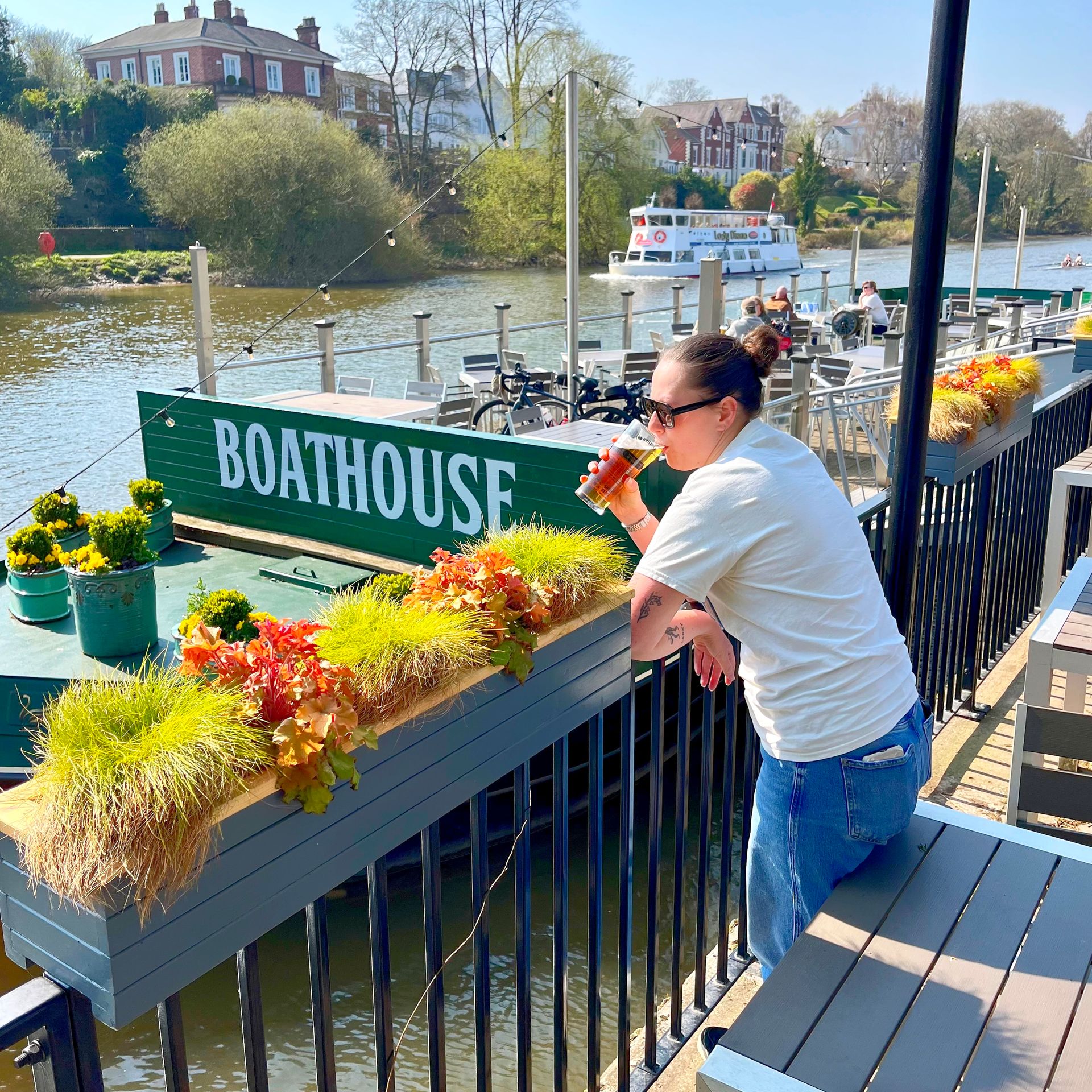 The Boathouse family pub with bedrooms in Chester JW Lees